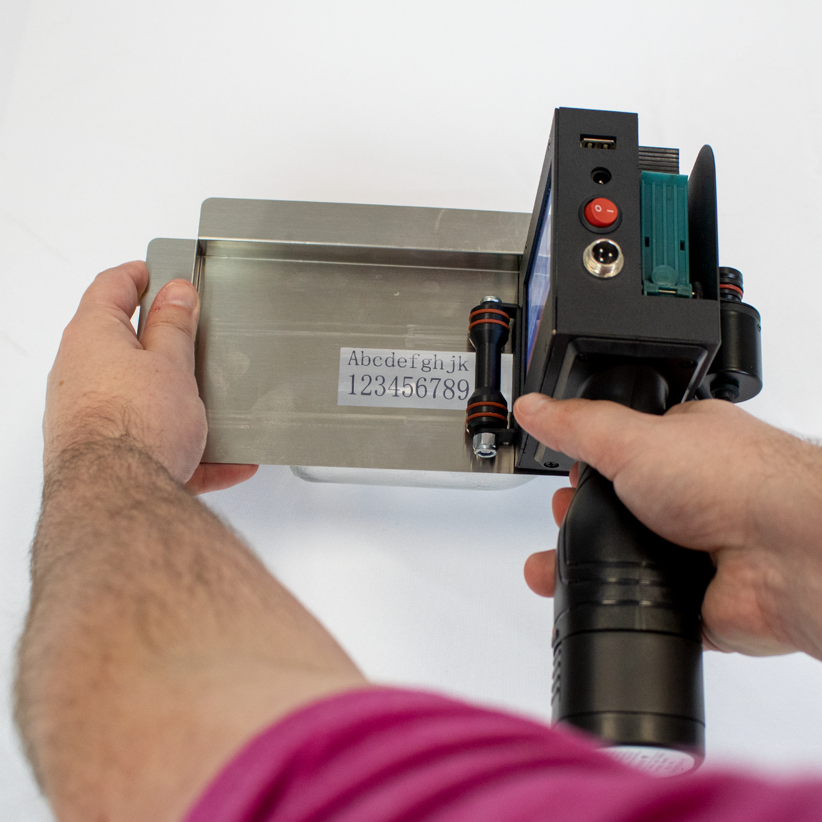 Print on Challenging Surfaces: One-Inch Surface Adapter